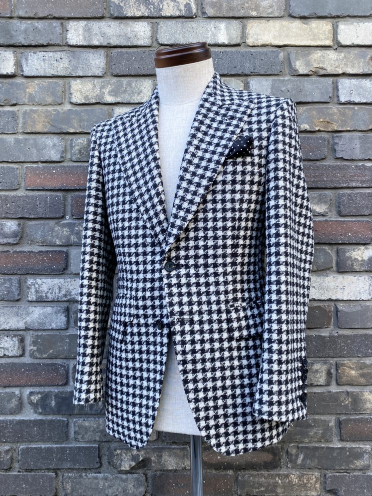 Super cool and sexy black and white houndstooth jacket! [Diary] | Ryoji ...